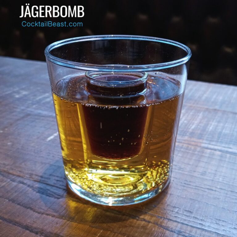 Jägerbomb - Cocktail Beast